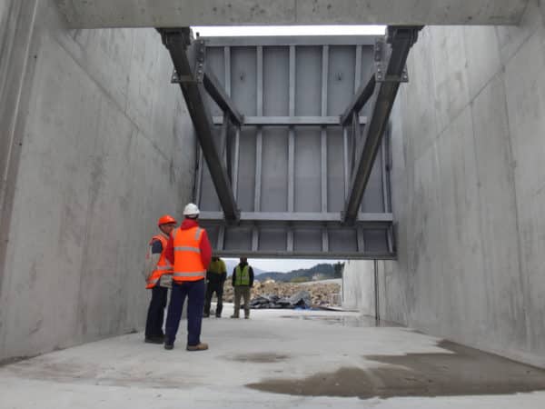 Radial Gates (Tainter Gates) - AWMA