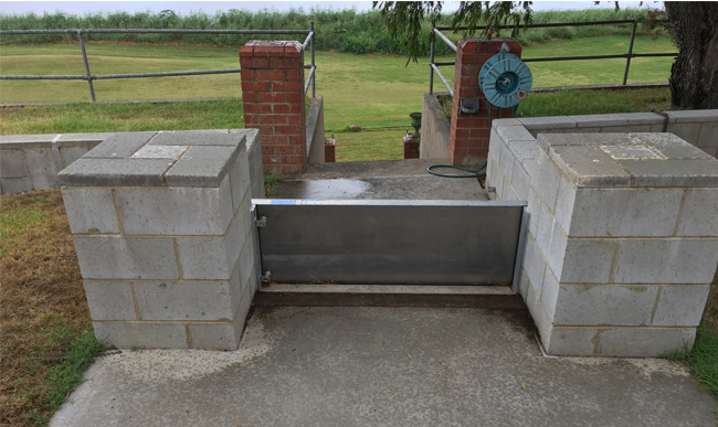 FloodFree offer new SWING BARRIER - AWMA
